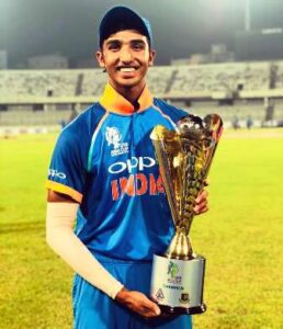 Devdutt Padikkal Bio, Age, Height, Family, Girlfriend, IPL & Facts