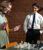 Eloise Webb Biography, Height, Age, Family, Boyfriend, TV & Facts